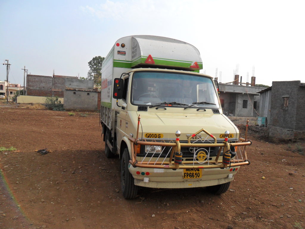 Why To Hire Tempo Service in Gurgaon?